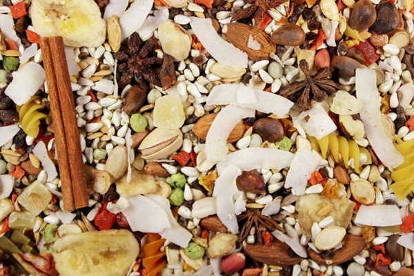 Large Hookbill Cuisine – Leach Grain & MIlling